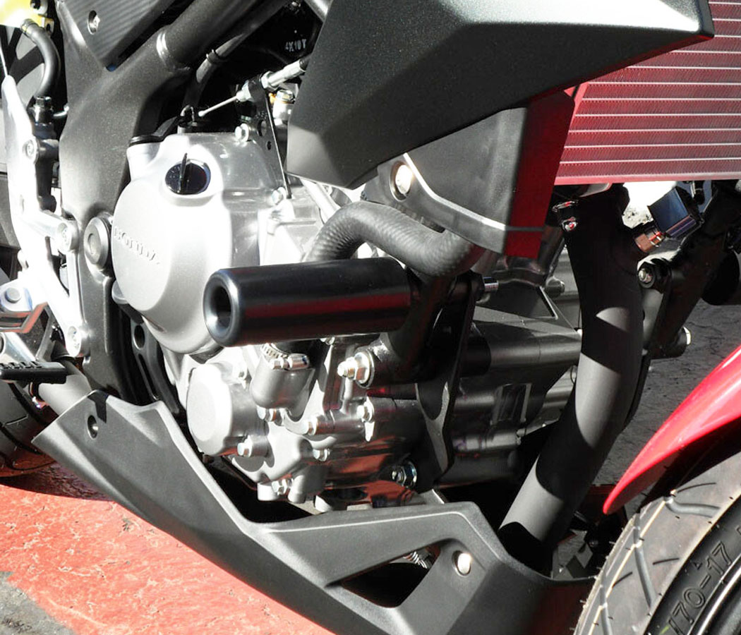 cyclebitz: Shogun Frame Sliders Black No Cut (Honda 750-3129)